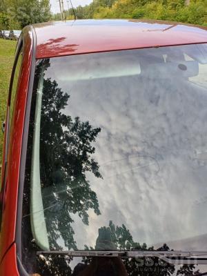 Sarkans Volkswagen Golf 1998 Rīga, ar dzinēja tilpumu 1.60 L un nobraukumu 186 tūkst. km par 700 €, foto 8 vietnē AUTOMOTO.COM.LV