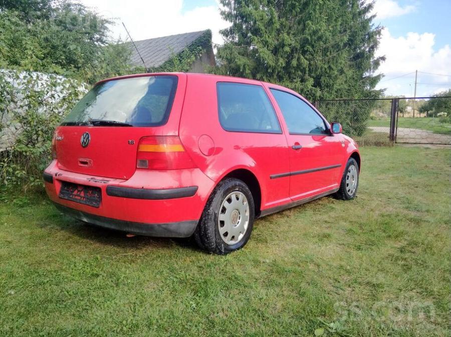 Sarkans Volkswagen Golf 1999 Rīga, ar dzinēja tilpumu 1.60 L un nobraukumu 241 tūkst. km par 450 €, foto 6 vietnē AUTOMOTO.COM.LV