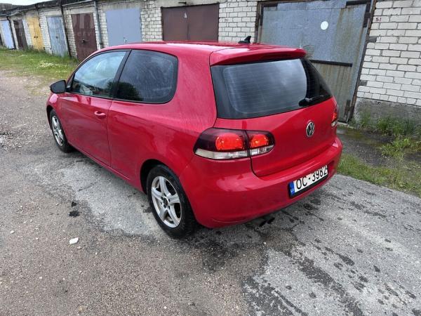 Sarkans Volkswagen Golf 2009 Rīga, ar dzinēja tilpumu 2.00 L un nobraukumu 250 tūkst. km par 3995 €, foto 6 vietnē AUTOMOTO.COM.LV