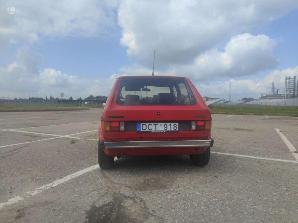 Red Volkswagen Golf 1979 in Mazeikiai, with an engine capacity of 1.57 L and mileage of 360 thousand km for 3500 €, photo 8 on AUTOMOTO.COM.LV