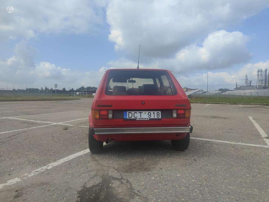 Sarkans Volkswagen Golf 1979 Mažeikiai, ar dzinēja tilpumu 1.57 L un nobraukumu 360 tūkst. km par 3500 €, foto 8 vietnē AUTOMOTO.COM.LV