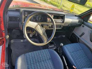 Sarkans Volkswagen Golf 1984 Klaipėda, ar dzinēja tilpumu 1.60 L un nobraukumu 168 tūkst. km par 800 €, foto 14 vietnē AUTOMOTO.COM.LV