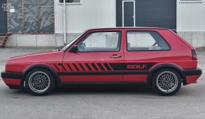 Sarkans Volkswagen Golf 1988 Alīta, ar dzinēja tilpumu 1.60 L un nobraukumu 268 tūkst. km par 4400 €, foto 5 vietnē AUTOMOTO.COM.LV