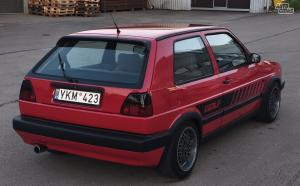 Sarkans Volkswagen Golf 1988 Alīta, ar dzinēja tilpumu 1.60 L un nobraukumu 268 tūkst. km par 4400 €, foto 8 vietnē AUTOMOTO.COM.LV