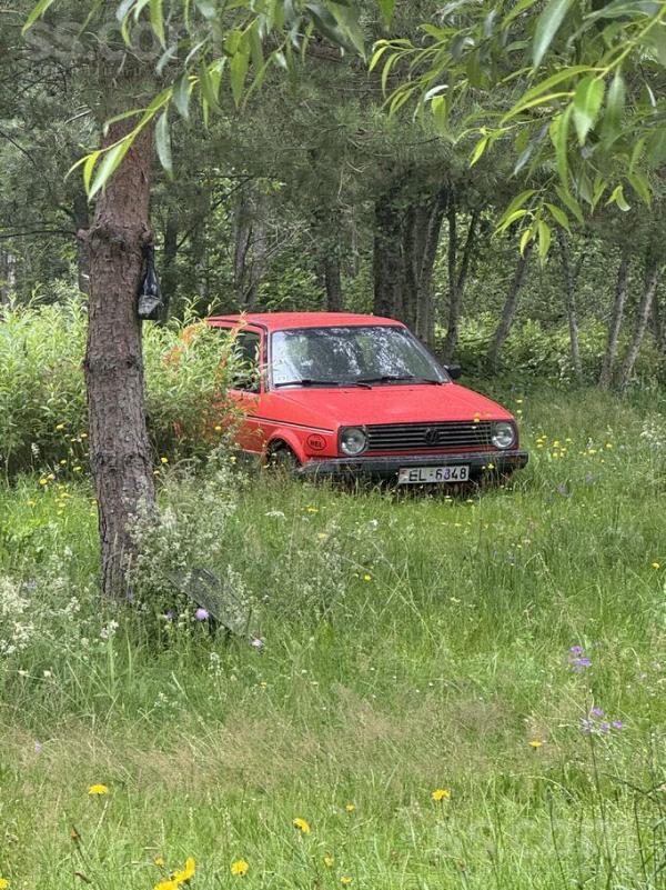 Sarkans Volkswagen Golf 1989 Rīga, ar dzinēja tilpumu 1.80 L un nobraukumu 266 tūkst. km par 2100 €, foto 7 vietnē AUTOMOTO.COM.LV
