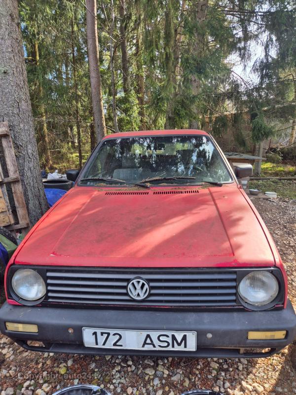 Sarkans Volkswagen Golf 1989 Tallina, ar dzinēja tilpumu 1.30 L un nobraukumu 199 tūkst. km par 1500 €, foto 1 vietnē AUTOMOTO.COM.LV