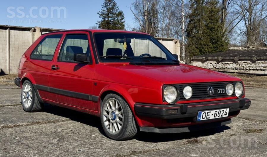Sarkans Volkswagen Golf 1989 Rīga, ar dzinēja tilpumu 1.90 L un nobraukumu 277 tūkst. km par 2800 €, foto 3 vietnē AUTOMOTO.COM.LV