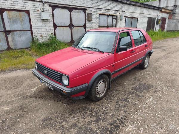 Sarkans Volkswagen Golf 1989 Druskininkai, ar dzinēja tilpumu 1.60 L un nobraukumu 270 tūkst. km par 600 €, foto 1 vietnē AUTOMOTO.COM.LV