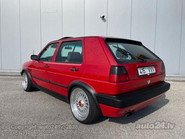 Sarkans Volkswagen Golf 1990 Tartu, ar dzinēja tilpumu 1.80 L un nobraukumu 0 tūkst. km par 14000 €, foto 4 vietnē AUTOMOTO.COM.LV