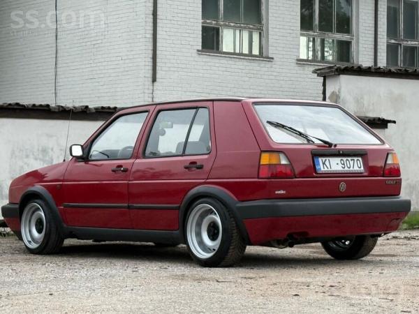 Sarkans Volkswagen Golf 1990 Tukums, ar dzinēja tilpumu 1.30 L un nobraukumu 237 tūkst. km par 2850 €, foto 2 vietnē AUTOMOTO.COM.LV