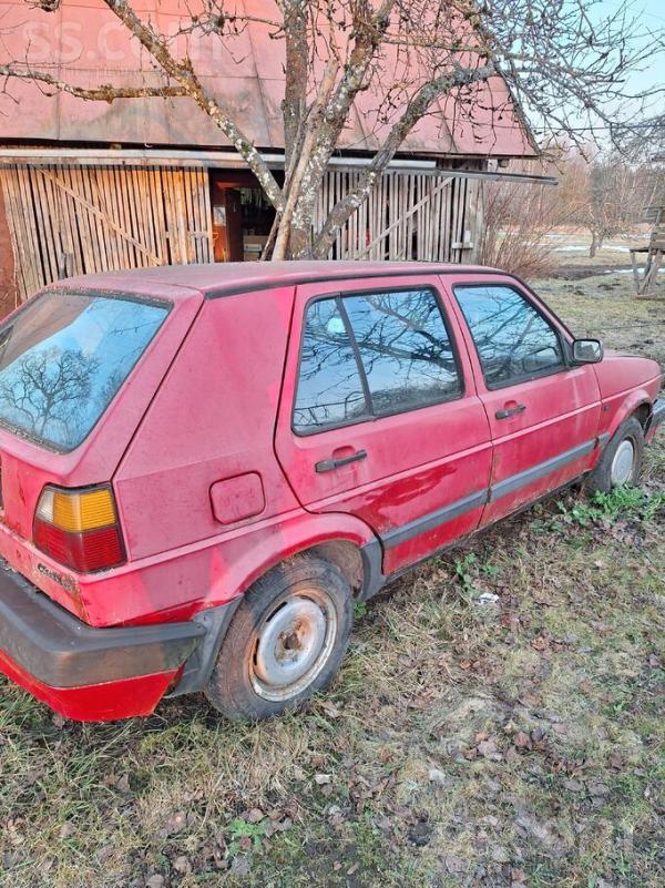 Sarkans Volkswagen Golf 1990 Rīga, ar dzinēja tilpumu 1.60 L un nobraukumu 339 tūkst. km par 500 €, foto 5 vietnē AUTOMOTO.COM.LV