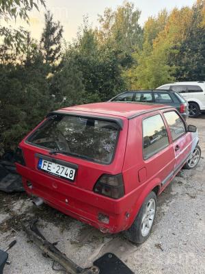 Red Volkswagen Golf 1990 in Ogre, with an engine capacity of 1.90 L and mileage of 80 thousand km for 500 €, photo 5 on AUTOMOTO.COM.LV