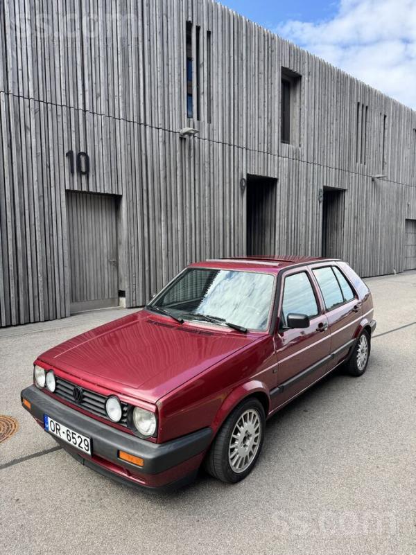 Volkswagen Golf 1990 Rīga vietnē Sarkans Volkswagen Golf 1990 Rīga, ar dzinēja tilpumu 2.80 L un nobraukumu 231 tūkst. km par 6000 €, foto 3 vietnē AUTOMOTO.COM.LV