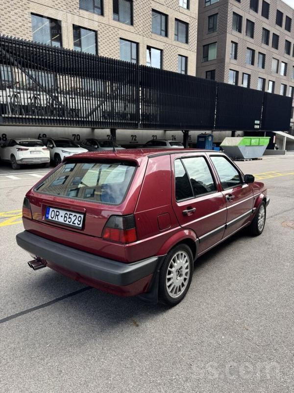 Volkswagen Golf 1990 Rīga vietnē Sarkans Volkswagen Golf 1990 Rīga, ar dzinēja tilpumu 2.80 L un nobraukumu 231 tūkst. km par 6000 €, foto 8 vietnē AUTOMOTO.COM.LV