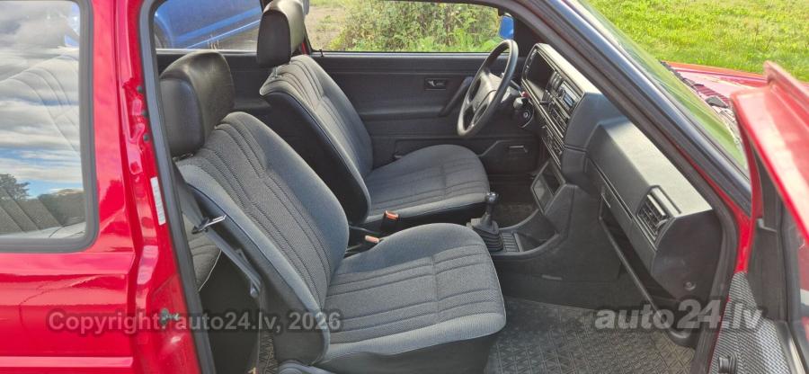 Sarkans Volkswagen Golf 1990 Tartu, ar dzinēja tilpumu 1.30 L un nobraukumu 291 tūkst. km par 2400 €, foto 6 vietnē AUTOMOTO.COM.LV