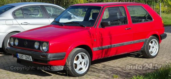 Volkswagen Golf 1990 in Tartu on AUTOMOTO.COM.LV Red Volkswagen Golf 1990 in Tartu, with an engine capacity of 1.30 L and mileage of 291 thousand km for 2400 €, photo 1 on AUTOMOTO.COM.LV