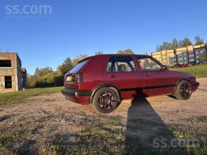Sarkans Volkswagen Golf 1991 Cēsis, ar dzinēja tilpumu 2.00 L un nobraukumu 232 tūkst. km par 3500 €, foto 2 vietnē AUTOMOTO.COM.LV