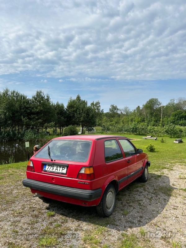 Red Volkswagen Golf 1991 in Tallinn, with an engine capacity of 1.30 L and mileage of 222 thousand km for 1500 €, photo 6 on AUTOMOTO.COM.LV