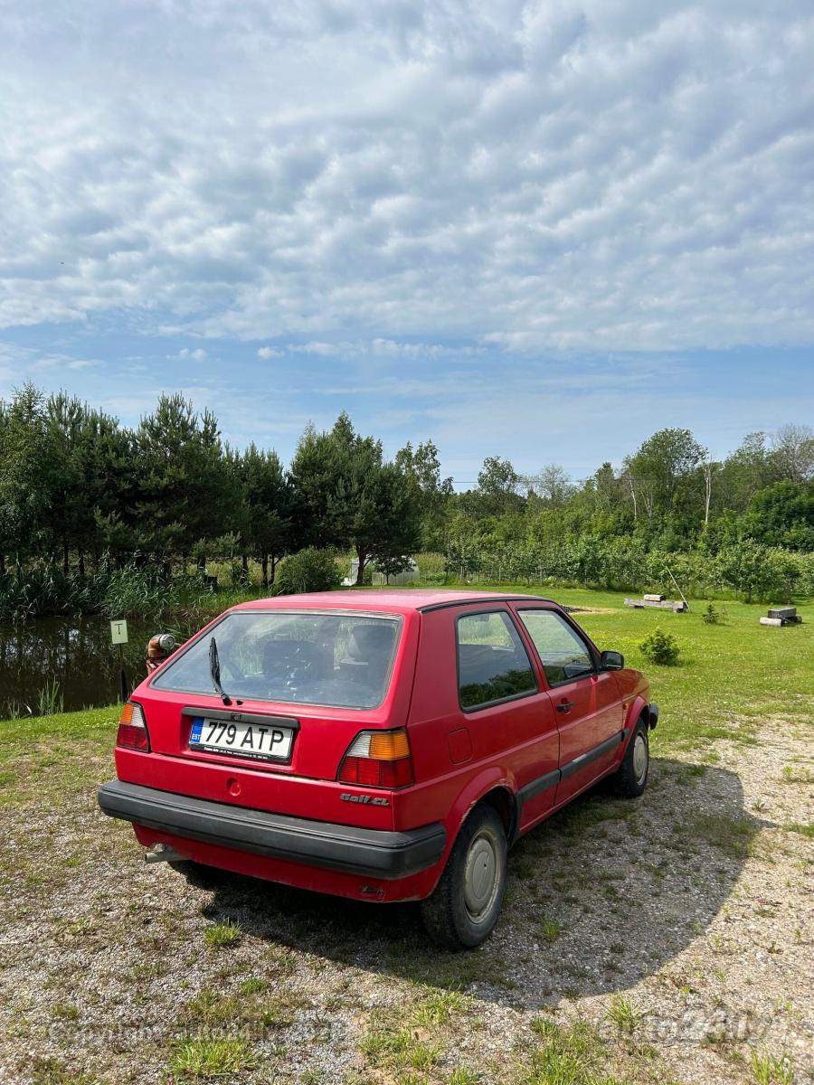 Sarkans Volkswagen Golf 1991 Tallina, ar dzinēja tilpumu 1.30 L un nobraukumu 222 tūkst. km par 1500 €, foto 7 vietnē AUTOMOTO.COM.LV