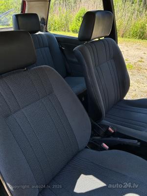 Sarkans Volkswagen Golf 1991 Tallina, ar dzinēja tilpumu 1.30 L un nobraukumu 222 tūkst. km par 1500 €, foto 11 vietnē AUTOMOTO.COM.LV