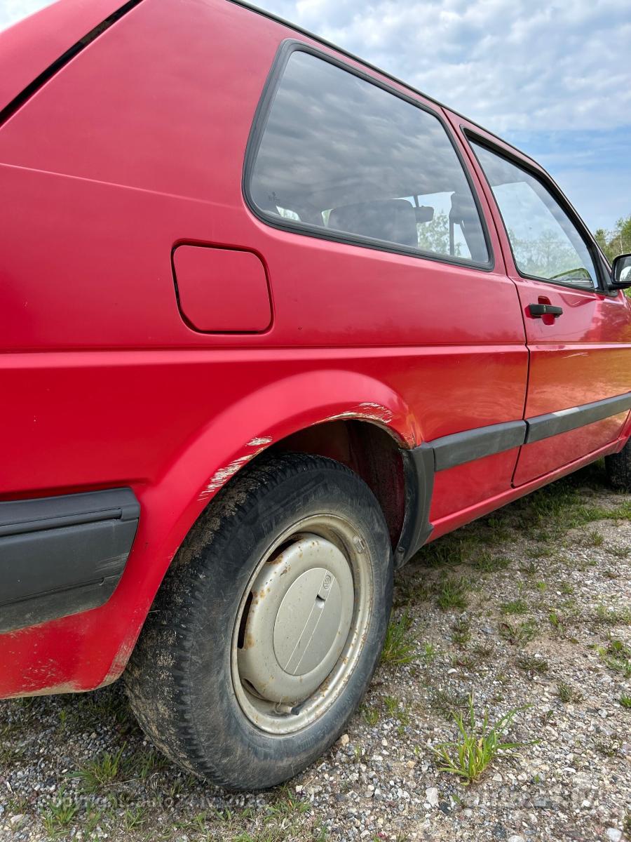 Sarkans Volkswagen Golf 1991 Tallina, ar dzinēja tilpumu 1.30 L un nobraukumu 222 tūkst. km par 1500 €, foto 17 vietnē AUTOMOTO.COM.LV