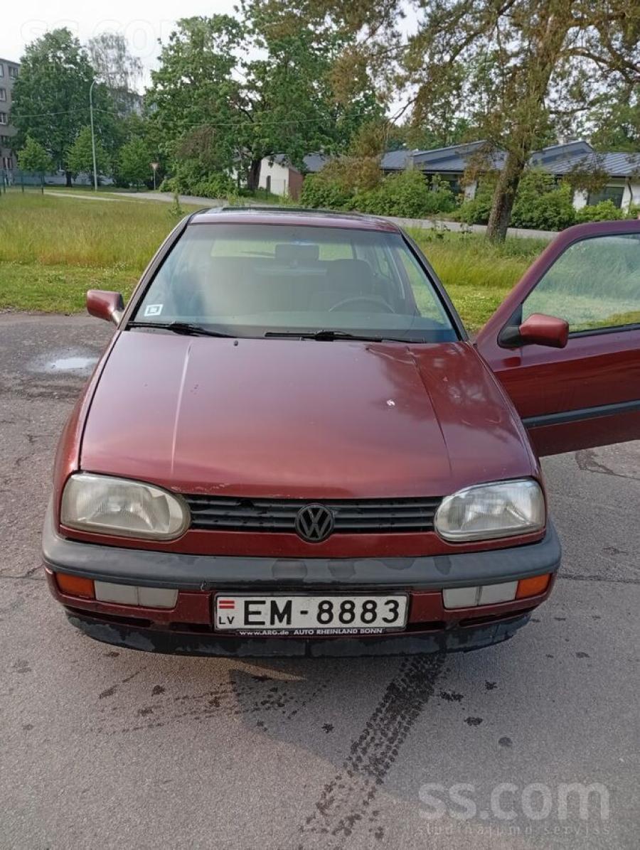 Sarkans Volkswagen Golf 1992 Jūrmala, ar dzinēja tilpumu 1.80 L un nobraukumu 271 tūkst. km par 1450 €, foto 6 vietnē AUTOMOTO.COM.LV