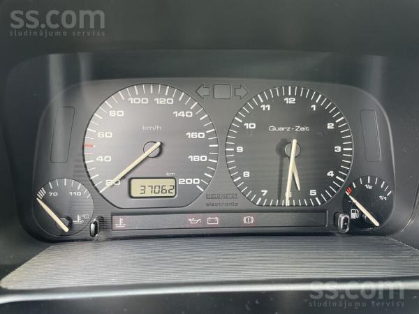 Sarkans Volkswagen Golf 1992 Rīga, ar dzinēja tilpumu 1.40 L un nobraukumu 35 tūkst. km par 1000 €, foto 10 vietnē AUTOMOTO.COM.LV