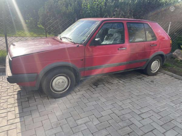 Sarkans Volkswagen Golf 1992 Trakai, ar dzinēja tilpumu 1.60 L un nobraukumu 334 tūkst. km par 450 €, foto 2 vietnē AUTOMOTO.COM.LV