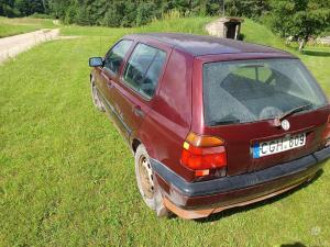 Sarkans Volkswagen Golf 1994 Kaišiadorys, ar dzinēja tilpumu 1.80 L un nobraukumu 176 tūkst. km par 450 €, foto 7 vietnē AUTOMOTO.COM.LV