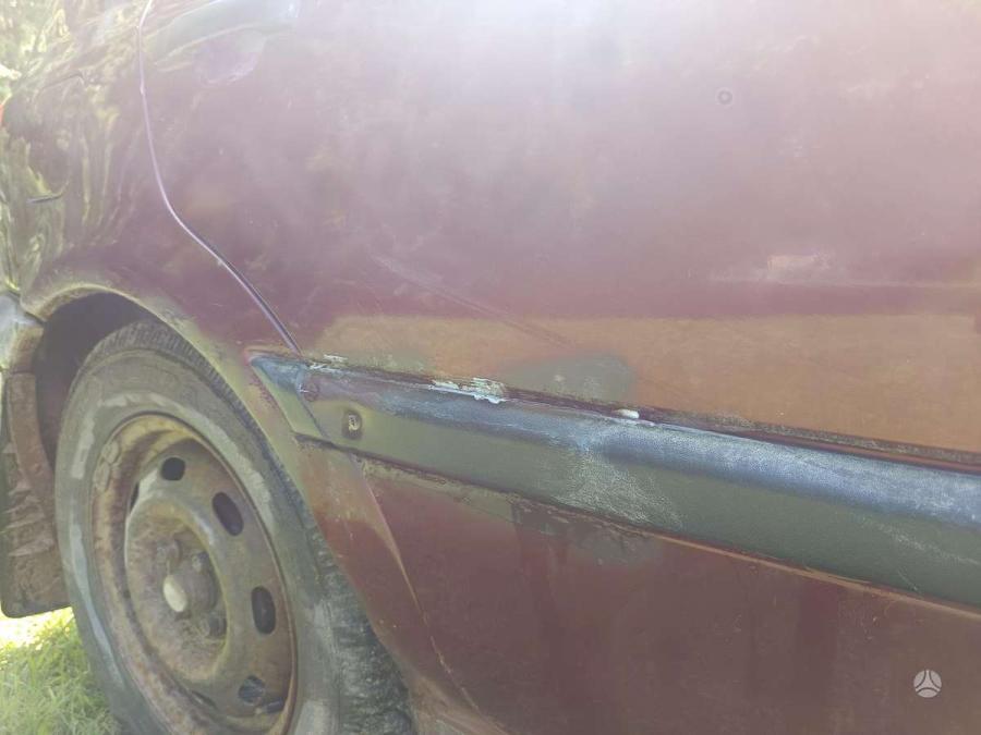 Sarkans Volkswagen Golf 1994 Kaišiadorys, ar dzinēja tilpumu 1.80 L un nobraukumu 176 tūkst. km par 450 €, foto 15 vietnē AUTOMOTO.COM.LV