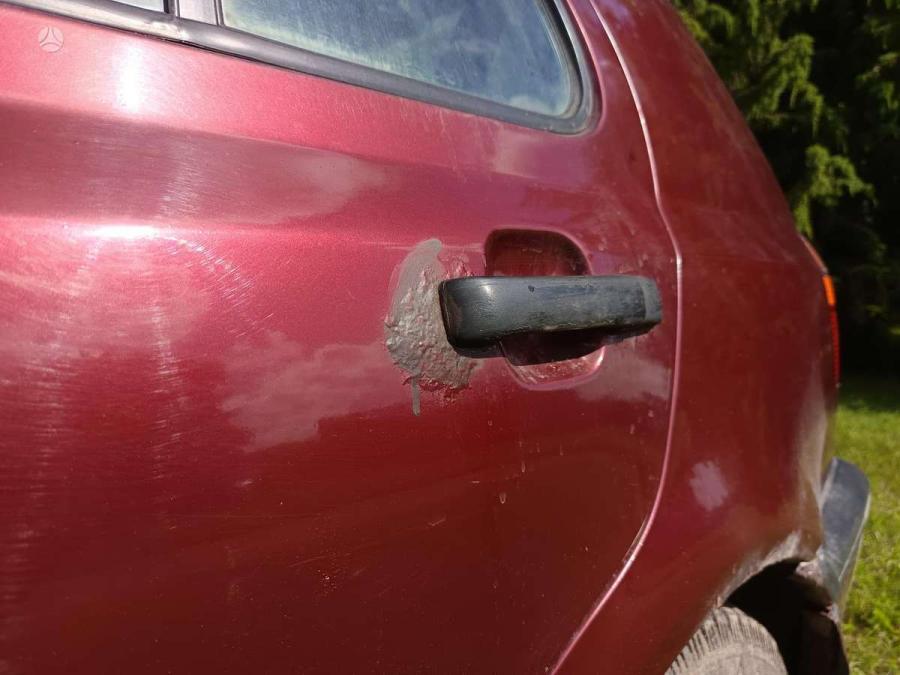 Sarkans Volkswagen Golf 1994 Kaišiadorys, ar dzinēja tilpumu 1.80 L un nobraukumu 176 tūkst. km par 450 €, foto 18 vietnē AUTOMOTO.COM.LV