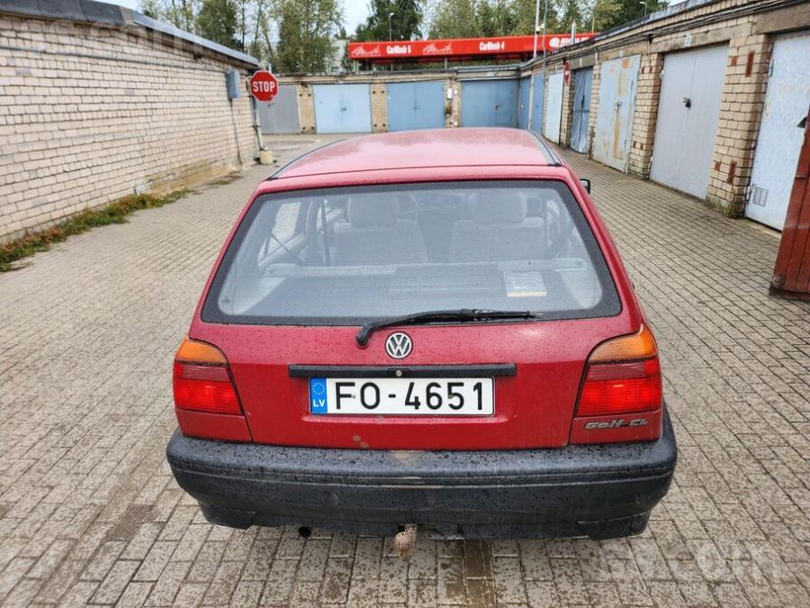 Sarkans Volkswagen Golf 1994 Rīga, ar dzinēja tilpumu 1.80 L un nobraukumu 183 tūkst. km par 1700 €, foto 4 vietnē AUTOMOTO.COM.LV