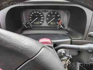 Sarkans Volkswagen Golf 1994 Rīga, ar dzinēja tilpumu 1.80 L un nobraukumu 183 tūkst. km par 1700 €, foto 6 vietnē AUTOMOTO.COM.LV