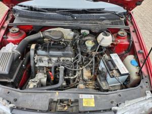 Sarkans Volkswagen Golf 1994 Rīga, ar dzinēja tilpumu 1.80 L un nobraukumu 183 tūkst. km par 1700 €, foto 7 vietnē AUTOMOTO.COM.LV