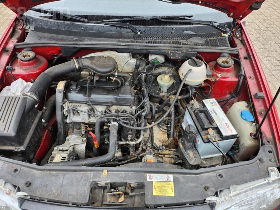 Sarkans Volkswagen Golf 1994 Rīga, ar dzinēja tilpumu 1.80 L un nobraukumu 183 tūkst. km par 1700 €, foto 7 vietnē AUTOMOTO.COM.LV