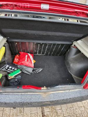 Sarkans Volkswagen Golf 1994 Rīga, ar dzinēja tilpumu 1.80 L un nobraukumu 183 tūkst. km par 1700 €, foto 9 vietnē AUTOMOTO.COM.LV