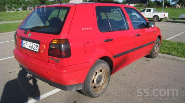 Sarkans Volkswagen Golf 1995 Balvi, ar dzinēja tilpumu 1.90 L un nobraukumu 285 tūkst. km par 1750 €, foto 2 vietnē AUTOMOTO.COM.LV