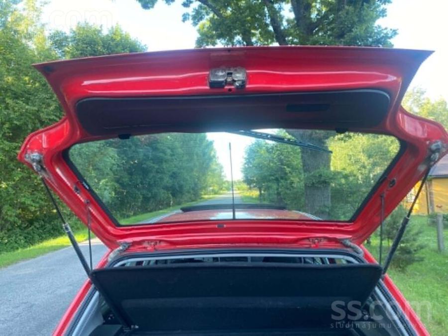 Red Volkswagen Golf 1995 in Balvi, with an engine capacity of 1.90 L and mileage of 285 thousand km for 1750 €, photo 14 on AUTOMOTO.COM.LV