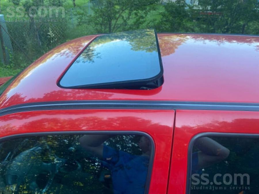Red Volkswagen Golf 1995 in Balvi, with an engine capacity of 1.90 L and mileage of 285 thousand km for 1750 €, photo 15 on AUTOMOTO.COM.LV