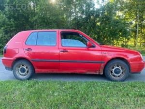 Red Volkswagen Golf 1995 in Balvi, with an engine capacity of 1.90 L and mileage of 285 thousand km for 1750 €, photo 19 on AUTOMOTO.COM.LV