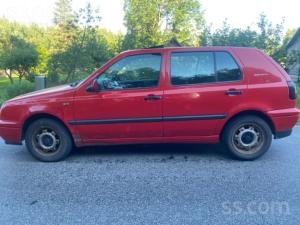 Red Volkswagen Golf 1995 in Balvi, with an engine capacity of 1.90 L and mileage of 285 thousand km for 1750 €, photo 21 on AUTOMOTO.COM.LV