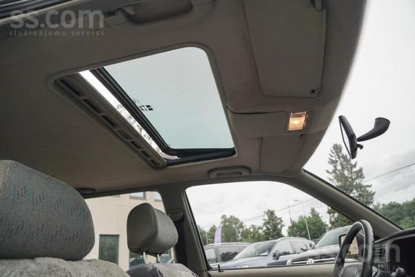 Sarkans Volkswagen Golf 1996 Rīga, ar dzinēja tilpumu 1.60 L un nobraukumu 178 tūkst. km par 1790 €, foto 6 vietnē AUTOMOTO.COM.LV