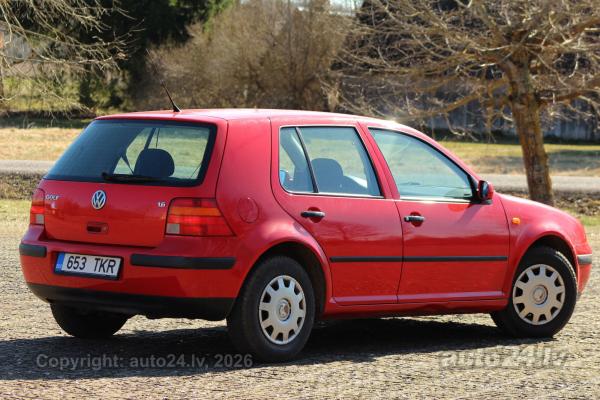 Red Volkswagen Golf 1997 in Tartu, with an engine capacity of 1.60 L and mileage of 170 thousand km for 999 €, photo 4 on AUTOMOTO.COM.LV