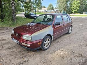 Sarkans Volkswagen Golf 1997 Ogre, ar dzinēja tilpumu 1.80 L un nobraukumu 163 tūkst. km par 400 €, foto 1 vietnē AUTOMOTO.COM.LV