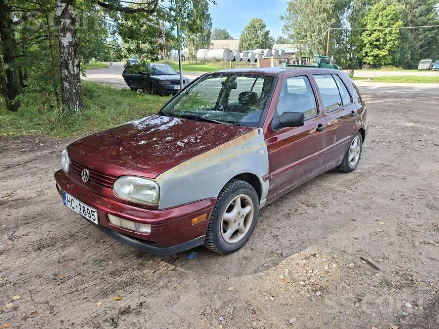Sarkans Volkswagen Golf 1997 Ogre, ar dzinēja tilpumu 1.80 L un nobraukumu 163 tūkst. km par 400 €, foto 1 vietnē AUTOMOTO.COM.LV