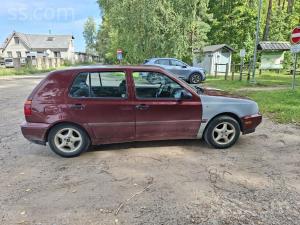 Sarkans Volkswagen Golf 1997 Ogre, ar dzinēja tilpumu 1.80 L un nobraukumu 163 tūkst. km par 400 €, foto 4 vietnē AUTOMOTO.COM.LV
