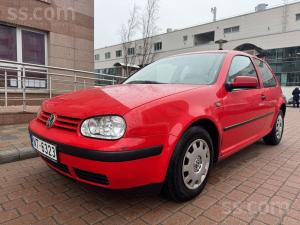 Red Volkswagen Golf 1998 in Riga, with an engine capacity of 1.40 L and mileage of 0 thousand km for 1600 €, photo 8 on AUTOMOTO.COM.LV