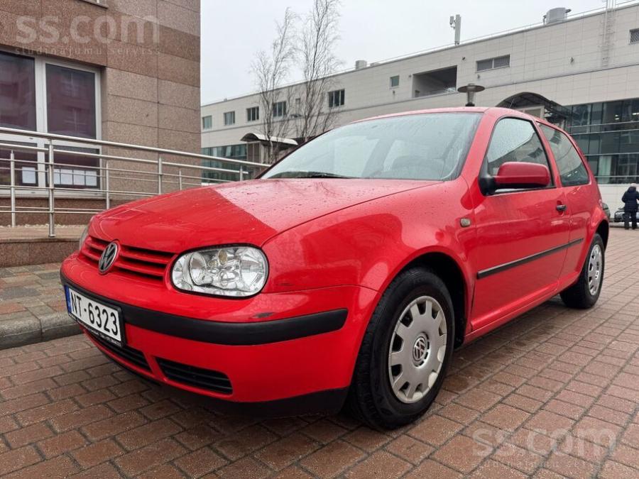 Red Volkswagen Golf 1998 in Riga, with an engine capacity of 1.40 L and mileage of 0 thousand km for 1600 €, photo 8 on AUTOMOTO.COM.LV