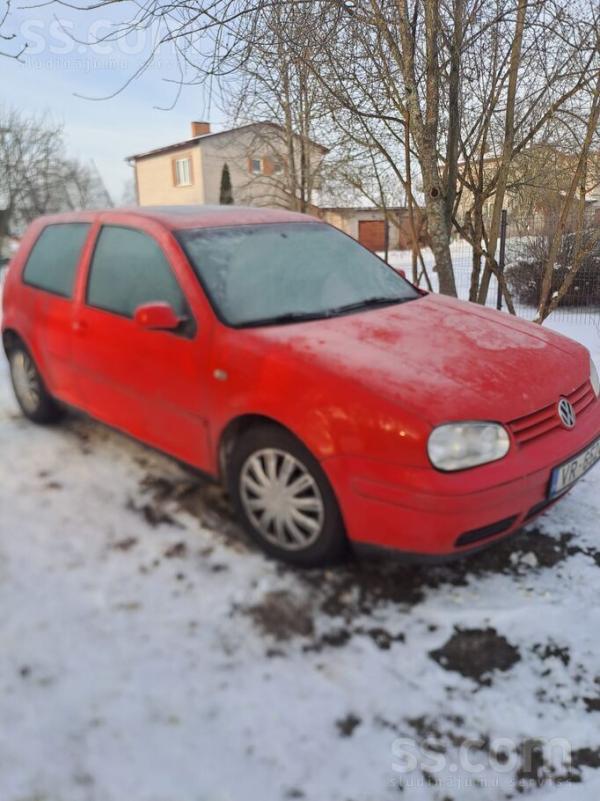Red Volkswagen Golf 1998 in Valmiera, with an engine capacity of 1.90 L and mileage of 375 thousand km for 650 €, photo 1 on AUTOMOTO.COM.LV