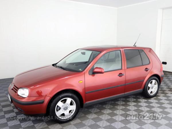 Sarkans Volkswagen Golf 1998 Tallina, ar dzinēja tilpumu 1.60 L un nobraukumu 153 tūkst. km par 999 €, foto 2 vietnē AUTOMOTO.COM.LV
